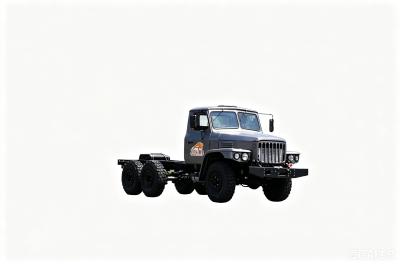 China Dongfeng EQ2082 6x6 Off-Road Truck Chassis with Winch for Export for sale