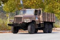 China Dongfeng EQ2082 6x6 Off-road Cargo Truck, Champagne Color for sale
