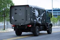 China 4x4 Off-Road Multi-purpose Square Cabin Personnel Carrier for sale