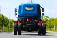 China 4×2 Flat‑Head Heavy‑Duty Truck Chassis For Export Modification for sale