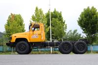 China Factory‑Built 6×6 Off‑Road 2‑Type Truck Chassis With Winch, Custom Modification Available For Export for sale