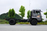 China 4×2 Flat Cab Dump Truck Chassis with Weichai 210HP for Export for sale