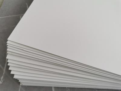 China UV Resistant 4x8ft 3mm PVC Foam Board With Hard Surface for sale
