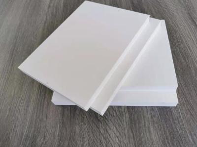 China Uv Resistant Rigid Pvc Foam Board 4x8ft 3mm With Hard Surface for sale