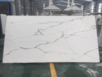 China Environmental Friendly Calacatta Quartz Countertops With Grey Vein Low Maintenance for sale