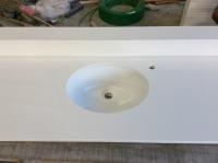 China Kitchen Artificial Stone Countertops White Engineered Stone Countertop Easy To Clean for sale