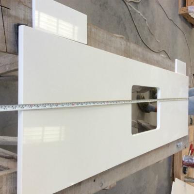 China Composite White Quartz Kitchen Worktops With Granite Countertops Manmade Stone for sale