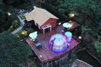 China Wild Life Accommodation Dining Dome House Tent for sale
