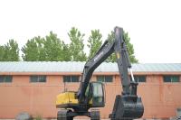 China 133kw 2000rpm Heavy Duty Excavator With Remarkable Precision HW220 for sale