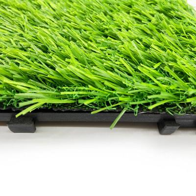China Kids Friendly Synthetic Astro Turf Carpet Polyethylene Landscaping Artificial for sale