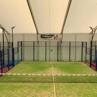 China Wheelchair Accessible Padel Tennis Courts Fields Type With PE Fence for sale