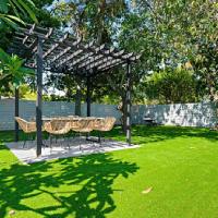 China UV Resistant Uv Resistant Artificial Turf / Premium Lawn Turf With Drainage Holes for sale