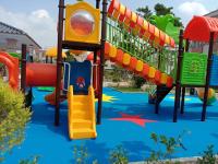 China Custom EPDM Rubber Running Track All Weather / Lower Cost Easy Installation Excellent Shock Absorption Many Colors Available for sale