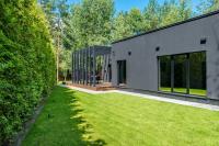 China Natural Color 4 Tones Comfortable UV Resistant Lawn Turf For Landscaping Projects for sale