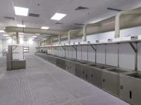 China 250KW Semiconductor Cleaning Machine with 40KHZ-80KHZ Ultrasonic Technology for Valve Body Processing for sale