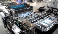 China 620 X 450 UV Varnishing Machine For Small Format Spot And Overall for sale
