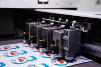 China 320mm Width Digital Roll To Roll Label Die-Cutter Machine for sale
