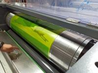 China High Speed UV Varnishing Machine with 9500 sheets/hour, 730x1060mm Max Sheet Size and Teflon Conveying Belt for Paper Processing for sale