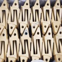 China OEM Excavator spare parts bucket teeth digger bucket tooth adapters shanks for buckets for sale