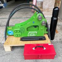 China Sb10 Sb20 Sb30 Sb40 Sb45 Sb50 Sb60 Sb70 Sb81 Sb151 Hydraulic Rock Breaker Hammer For Soosan Mini Excavator With Chisel for sale