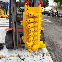 China Main Control Valve PW160-7E0 Hydraulic Main Valve For Hyundai Excavator Spare Parts for sale