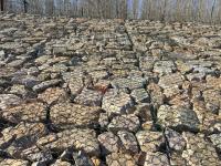 China 2.0mm Galvanized Steel Wire Gabion Basket Mesh With 80*100 Mesh Size And 50-100 Stone Size for sale