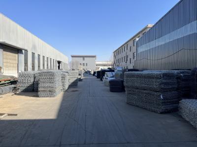 China Hot Dipped Galvanized Steel Wire Gabion Basket Mesh For Retaining Wall for sale