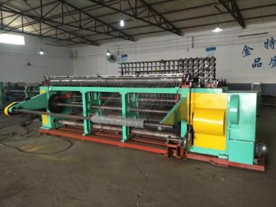 China Reverse Twisted Wire Mesh Weaving Machine 131m2/h productivity for sale