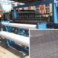 China 5mm 12mm Hydraulic Crimped Wire Mesh Machine 2000mm For Ore Screening for sale