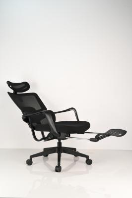 China Footrest gaming recliner chair with 165 degree recline for sale