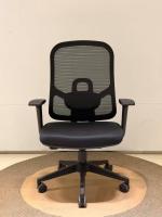 China Affordable Staff Chair Conference Room Use Ergonomic Mesh Office Swivel Design for sale