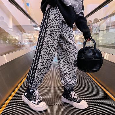 China Thickened Liner Little Girls Clothes Childrens Casual Pants Leopard Print for sale