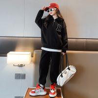 China Thickened Warm Black Half Zipper Sweatshirt Stylish Two Piece Set for sale
