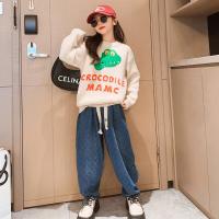 China Crocodile Pattern Fashion Childrens Clothes Knitted Crewneck Sweater And Trouser Set for sale