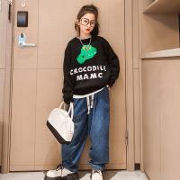 China Crocodile Pattern Fashion Childrens Clothes Knitted Crewneck Sweater And Trouser Set for sale