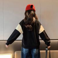 China Aged 4-16 Fashion Childrens Clothes Wide Flat Lapel Girls Hoodie Tops for sale