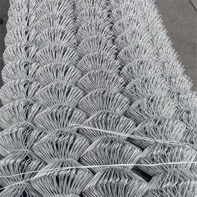 China Silver Galvanised Chain Link Fence 8 Ft X 50 Ft 11.5ga Eone Compacted for sale