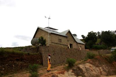 China 1000W Nylon Wind Driven Generator , Low Noise , 1000W , 3 Blades for sale