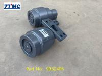 China EX200-2 OEM Replacement Carrier Roller 9062406 with HRC50-58 Hardness and CNC Ultra-Precision Machining for Excavator Undercarriage for sale