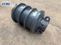 China EX210 Track Roller With Double Floating Seal Structure To Stop Oil Leakage During Continuous Operation  9064066 for sale