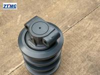 China R210 Track Roller Made Of 35MnB Alloy Steel For Hyundai R210 Chassis Spare Load-bearing Parts 81N6-13010 for sale