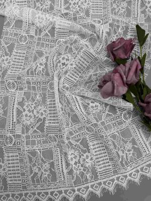 China 140CM White Geo Floral Lace Fabric In Nylon Cotton Composition AZO Free for sale