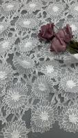 China Guipure Lace Embroidered Hollow-up Fabric Luxary High Quality Special Design For Wedding for sale