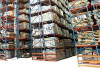 China Intensive Very Narrow Aisle Racking Stainless Steel Q235B Robot Welding for sale