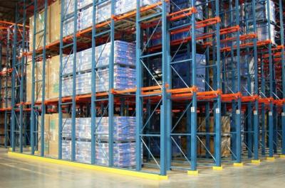 China Anti Corrosion 3000KGS 1.5mm Depth Q345 Pallet Drive In Racks for sale
