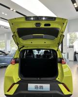 China Electric Seagull Sedan Car With 75 Horsepower Lithium Iron Phosphate Battery And 4 Seats for sale