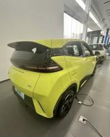China New Energy Electric Vehicles BYD Car Four Wheel Drive Sedan for sale