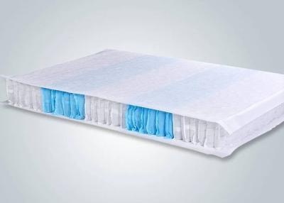 China Spring Cloth PP Non Woven Fabric Strong Air Permeability / Tensile Resistance for sale