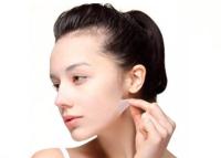 China Breathable Spunlace Non Woven Fabric Roll , Soft Viscose Fabric For Invisible Mask for sale