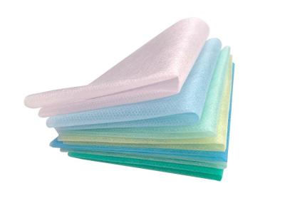 China Diaper 13Gsm SMS Nonwoven Fabric 100% PP Spunbond Technics Pantone Color for sale
